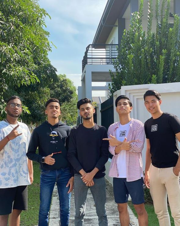 Terima RM10,000 Daripada Isarb Clan & Isa Isarb Bayaran Kos Rawatan ...